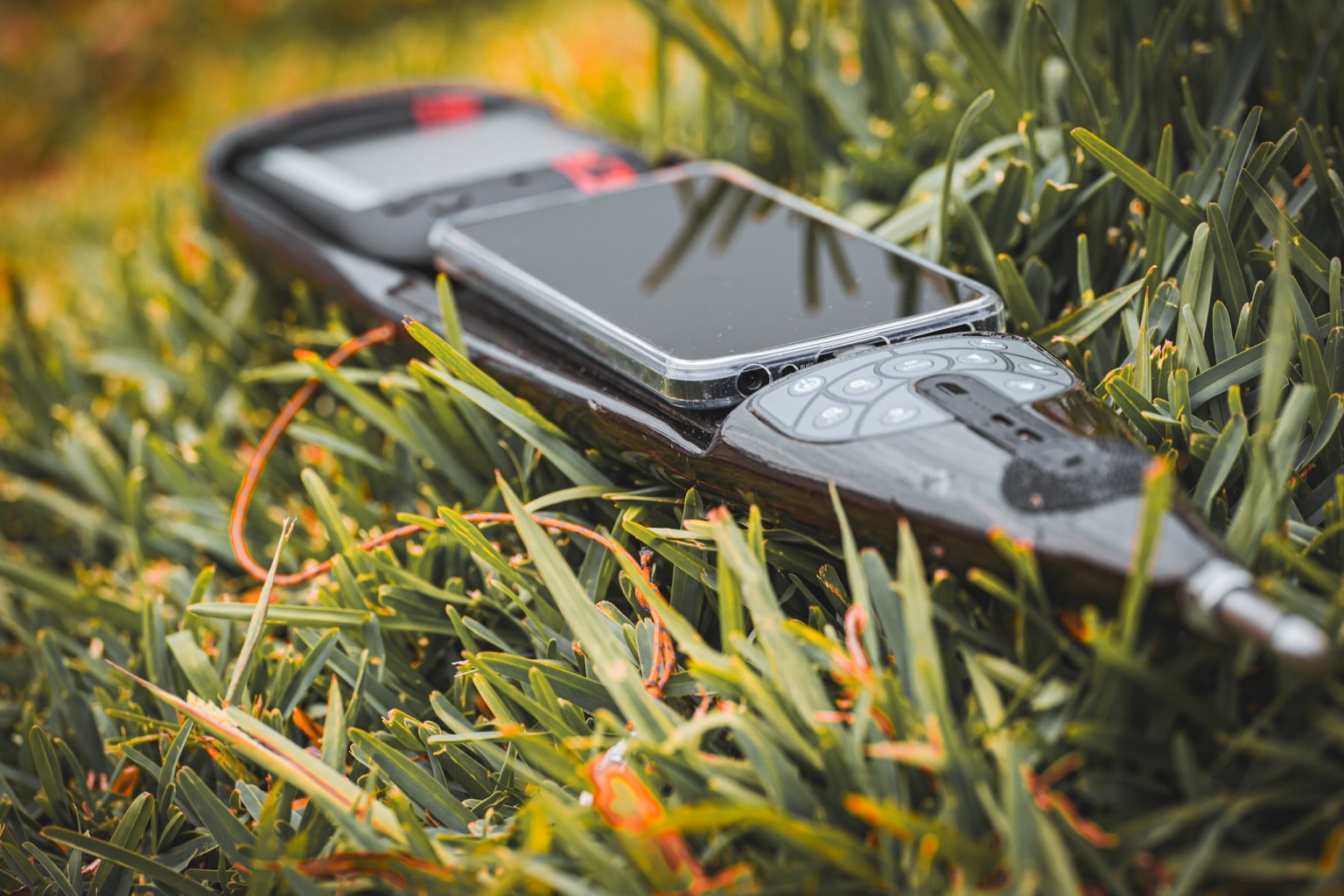 No cable fiddling anymore! NEW Bluetooth UHF/VHF Radio Unit for Hang ...